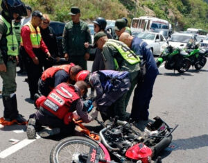 Choque en la Caracas-La Guaira dejó un lesionado - El Aragueño